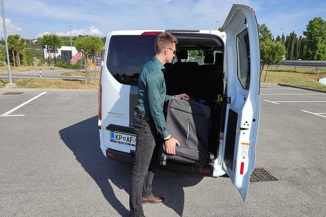 Small-Group Transfer from Trieste City to Trieste Airport - Key Points