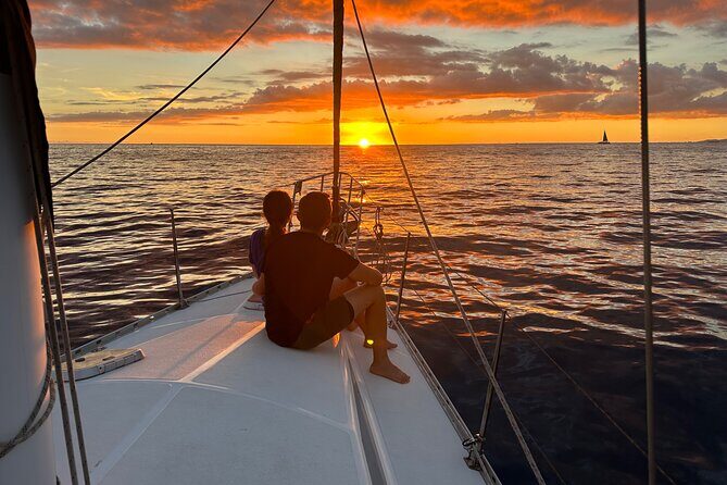 Small Group Waikiki Sunset Sailing Tour - FAQ