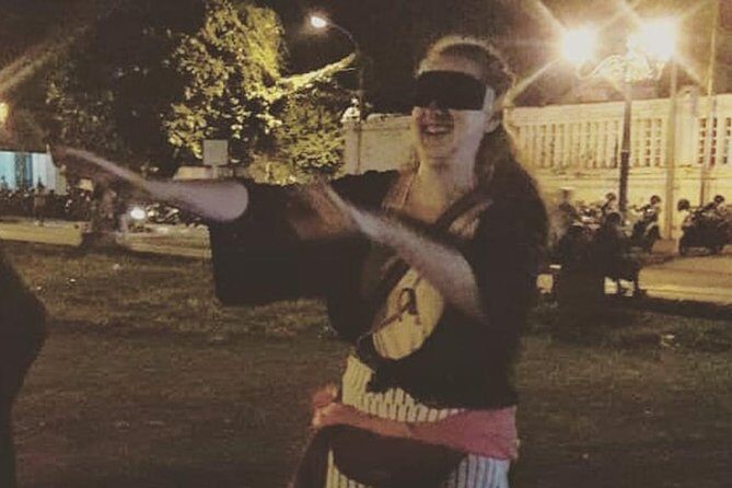 Small-Group Walking and Food Tour by Night in Yogyakarta - Transportation and Group Size: A Big Plus