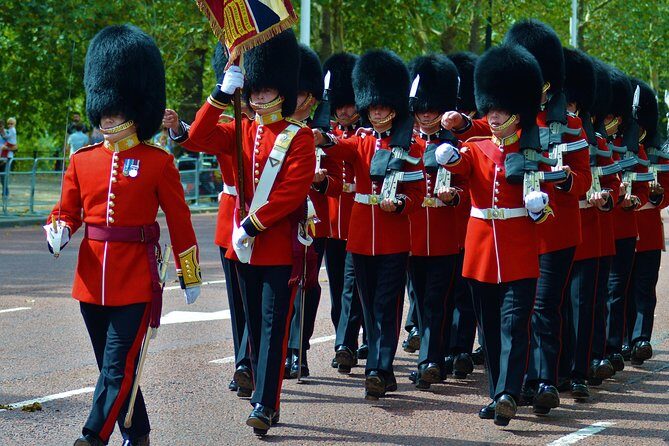 Small Group Walking Tour: London in One Day - The main 30+ Sights - A Deep Dive into the Itinerary