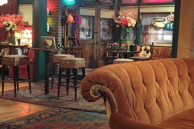 Small-Group Warner Bros and Hollywood Tour from Anaheim - Practical Tips for Participants