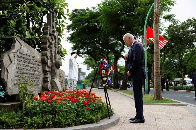 Small Group_Hanois Untold History Tour with locals and veterans - Who Will Love This Tour?