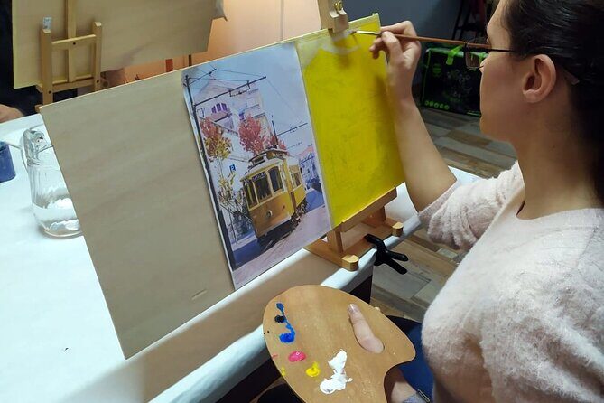 Small Painting Group with a Local Artist in Porto - Authentic Perspectives from Past Participants