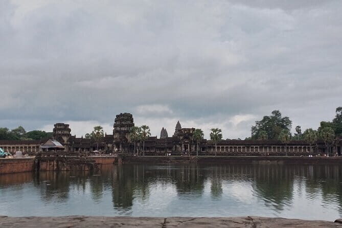 Small Tour and Big Tour By Car - Key Points