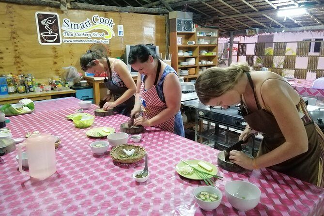 Smart Cook Thai Cookery School in Aonang, Krabi - Key Points