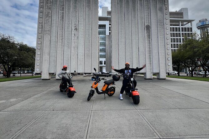 Smart Tour: Dallas JFK Assassination & History E-Bike Tour - The Practicalities of the Experience
