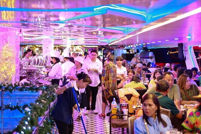Smile Riverside Cruise Luxury Buffet Dinner from Bangkok - A Closer Look at the Experience