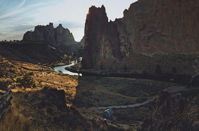 Smith Rock Beginner Rock Climbing Course with Certified Guides - FAQs