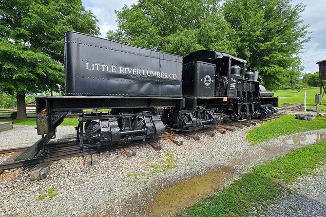 Smoky Mtn Cades Cove, RR/Logging Museum-Foothills Pky Spring Tour - Key Points