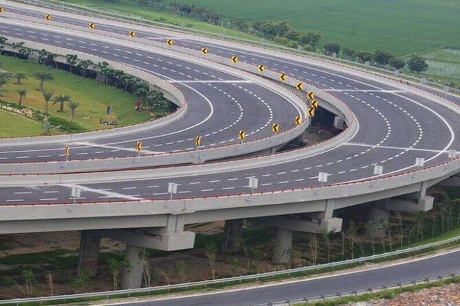 Smooth Departure Transfer by Car from Agra to Lucknow - The Journey: What to Expect During the Transfer