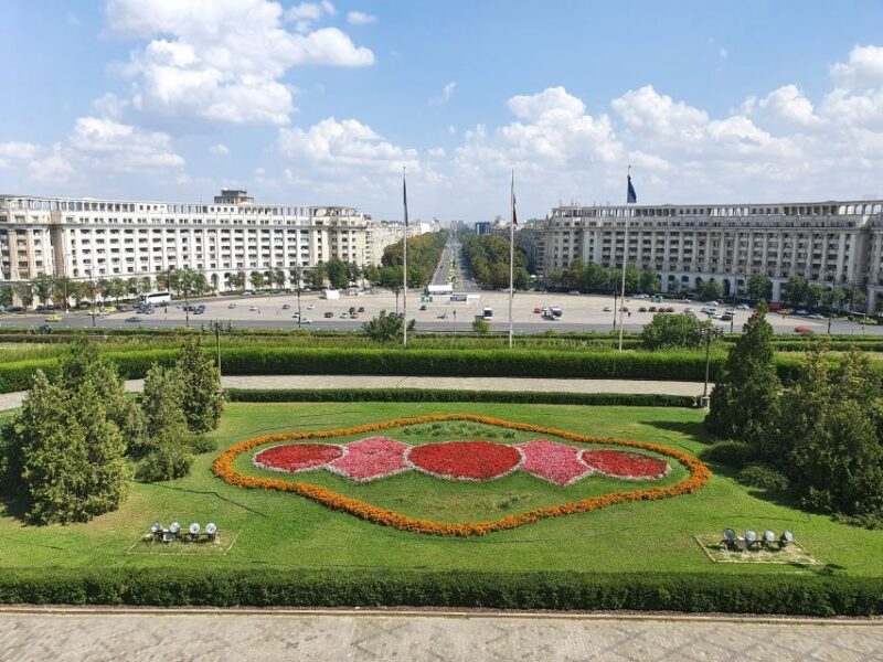 Snagov Monastery, Ceauescu Mansion, & Village Museum - 6h - FAQ