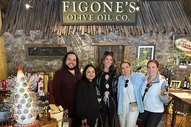 Snob Free Sonoma Plaza Walking Experience - Tasting at WALT Wines Sonoma
