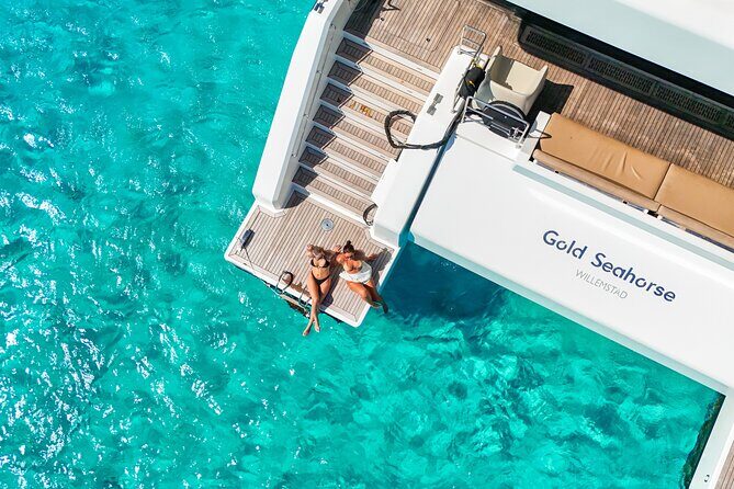 Snorkel Trip on a Catamaran Yacht All Inclusive Experience - Dive Into the Best of Curaçao’s Water with a Catamaran Snorkel Trip