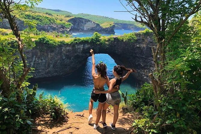 Snorkeling 3 Spots with GoPro & West Coast Tour Nusa Penida - FAQs