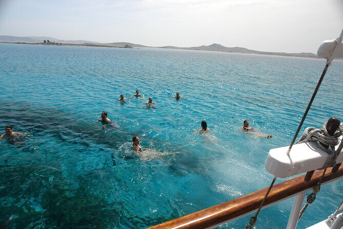 Snorkeling at the Pirate Islets and Paradise beach - Key Points