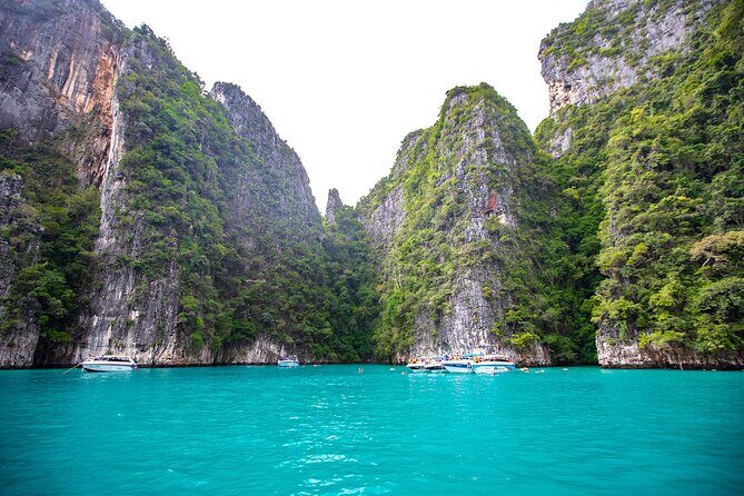Snorkeling to Phi Phi Islands by Speedboat from Koh Lanta - Summary