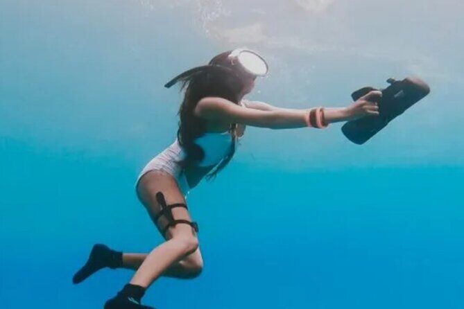 Snorkeling with underwater scooter in Tahaa lagoon from Raiatea - Key Points