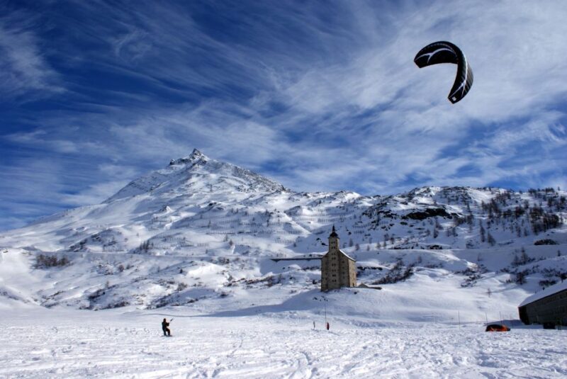 Snowkiting School on the Simplon Pass - The Value of This Experience