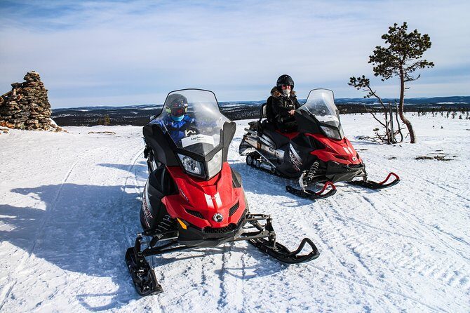 Snowmobile Driving - Afternoon start - What Makes This Snowmobile Tour Stand Out?