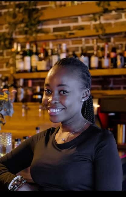Soak up the nightlife of Paris. - Key Points