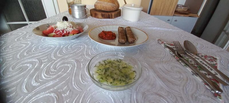 Sofia: 1980s Communism-Era Dinner with Local Host - Setting the Scene: A Taste of Bulgaria’s 1980s