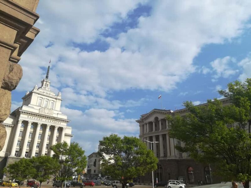Sofia along its shady streets - Key Points