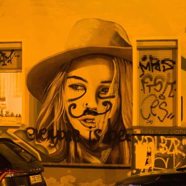 Sofia: Guided Graffiti & Street Photography Walking Tour - Key Points