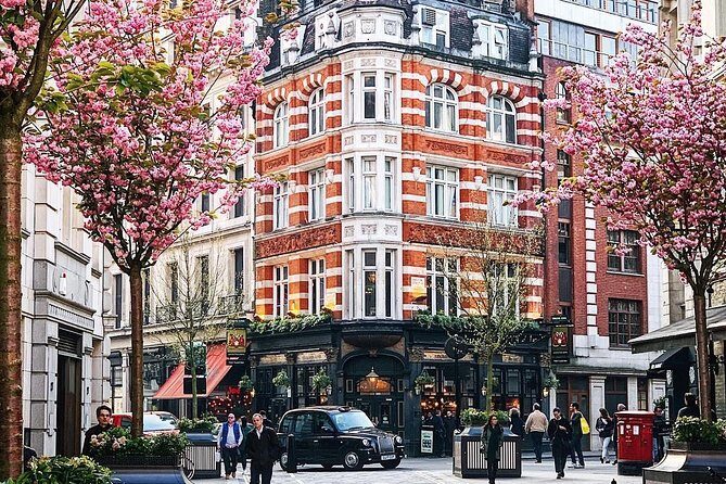 Soho Instagram Self-Guided Walking Tour - Top Photo Spots - Who Will Love This Tour