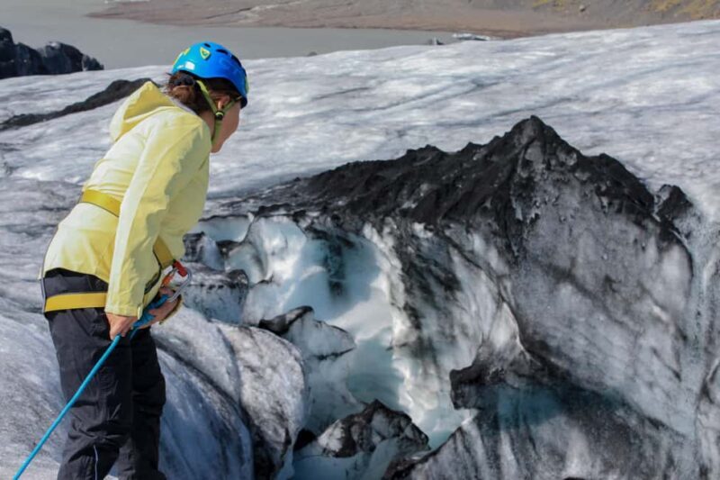 Sólheimajökull: Easy and Fully-Equipped Guided Glacier Walk - A Hands-On Icelandic Adventure: Sólheimajökull Guided Glacier Walk