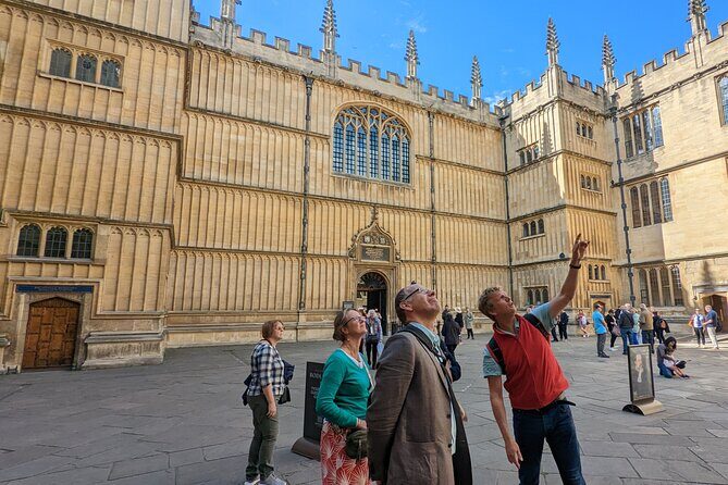 Solo Travellers- university or Harry Potter private group tour - Who Should Consider This Tour?