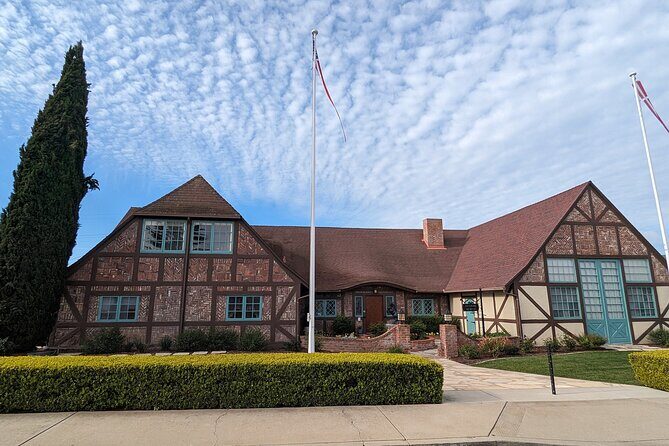 Solvang Scavenger Hunt Walking Tour and Game - The Good and the Bad: What Travelers Are Saying