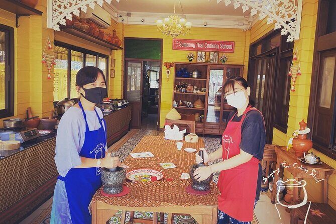 Sompong Thai Cooking School in Bangkok - Who Should Consider This Tour?