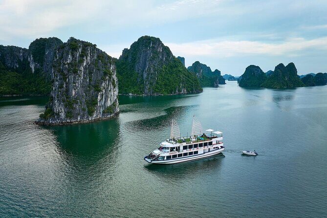SONATA Halong Cruise: 1-Day Luxury Tour of Spectacular Wonders - Key Points