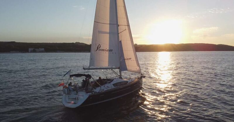 Sopot: Sunset Yacht Cruise with Welcome Drink - A Relaxed, Scenic Journey on the Water