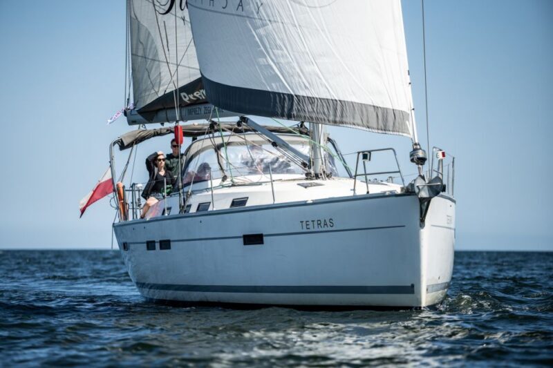 Sopot: Yacht Cruise Around the Bay with Welcome Drink - Key Points