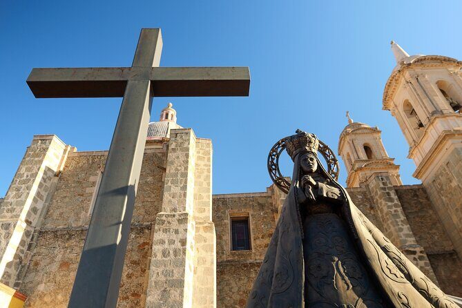 Soriano Tour Minivan Experience - Key Points