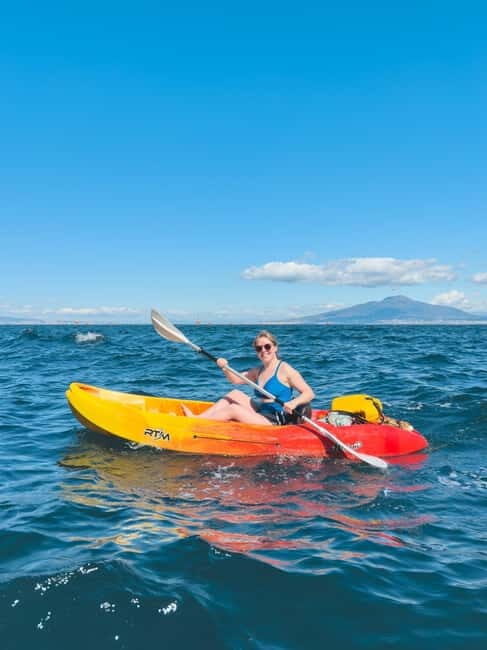 Sorrento: kayak small group tour to Bagni Regina Giovanna - The Beauty and Practicality of the Stop at Regina Giovanna
