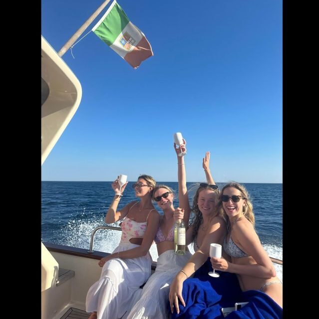 Sorrento: Luxury Private boat drinking & watching the sunset - An Overview of the Experience