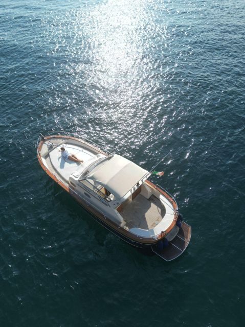 Sorrento: Luxury Private boat drinking & watching the sunset - Who Should Consider This Tour?