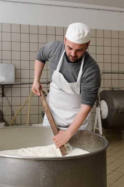 Sorrento: mozzarella cheese workshop in Vico Equense - FAQ