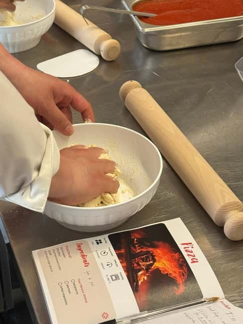 Sorrento: Neapolitan Pizza Making Class Lunch or Dinner - What Makes This Class Worth Considering?