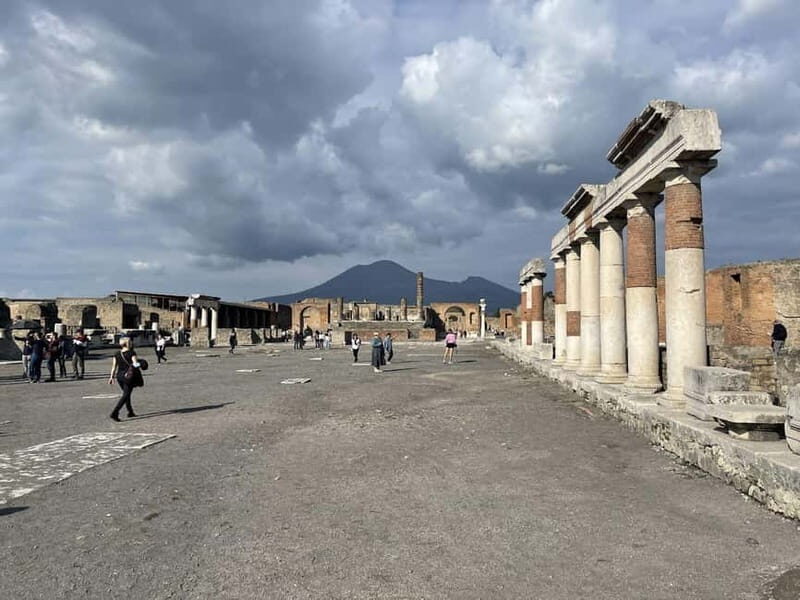 Sorrento: Pompeii and Mount Vesuvius Tour with Hotel Pickup - Key Points