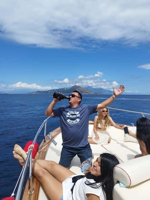 Sorrento: Private Amalfi & Positano Coast Boat Tour & Lunch - Positano: The Colorful Village