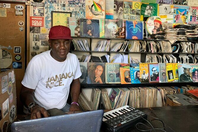 Sounds of the City Tour in Downtown Kingston - Exploring Kingston’s Rhythms: A Review of the Sounds of the City Tour