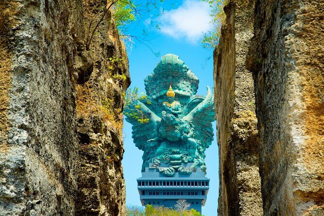 South Bali Private Day Tour Uluwatu, GWK, Pandawa and Melasti - Key Points