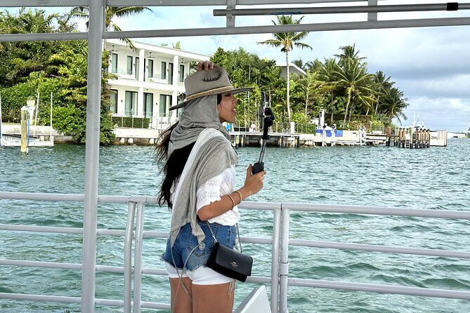South Beach Cruise of Millionaires Homes and Miami Skyline - Key Points