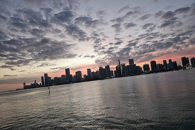 South Beach: Cruise of Millionaires Homes & Miami Skyline - FAQ