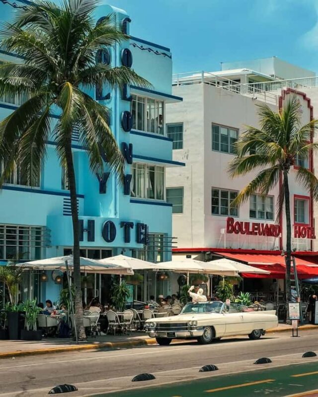 South Beach: French Guided Tour of the Art Deco District (2 hours) - Key Points