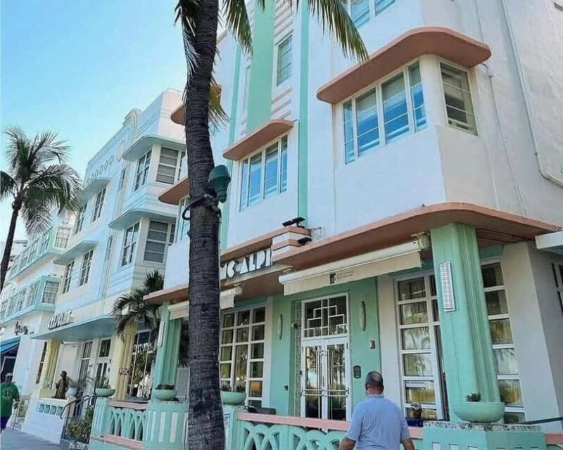 South Beach: French Guided Tour of the Art Deco District (2 hours) - FAQ