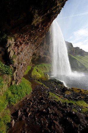 South Coast and Glacier Snowmobiling Day Trip from Reykjavik - An In-Depth Look at the Tour